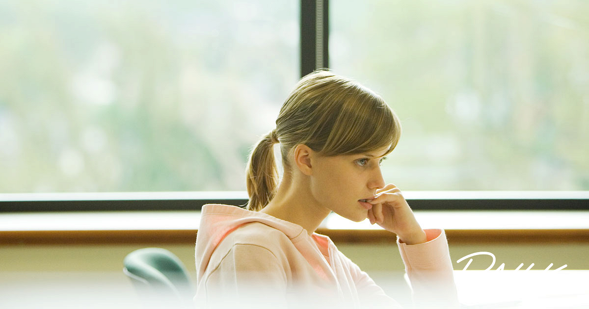 Грызу ногти, ковыряю кожу, вырываю волосы: причины и что с этим делать ...