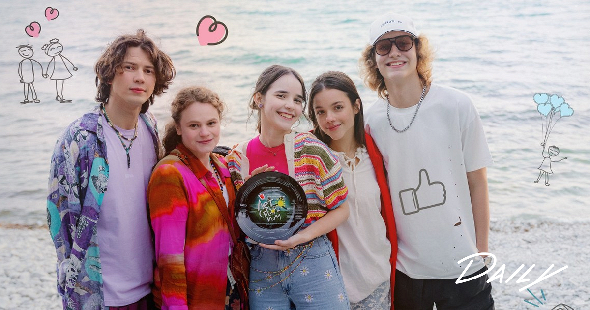 Okko запустил съемки ромком-мюзикла «В лето сбежим» - Афиша Daily