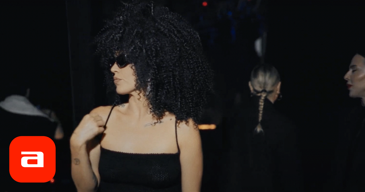 «Zivert Do for love»: опубликован трейлер документального сериала о певице Zivert | Афиша – новости